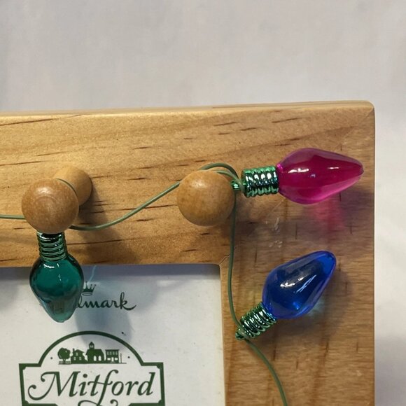 Hallmark | Accents | Hallmark Mitford 3d Christmas Lights Bulb Square ...